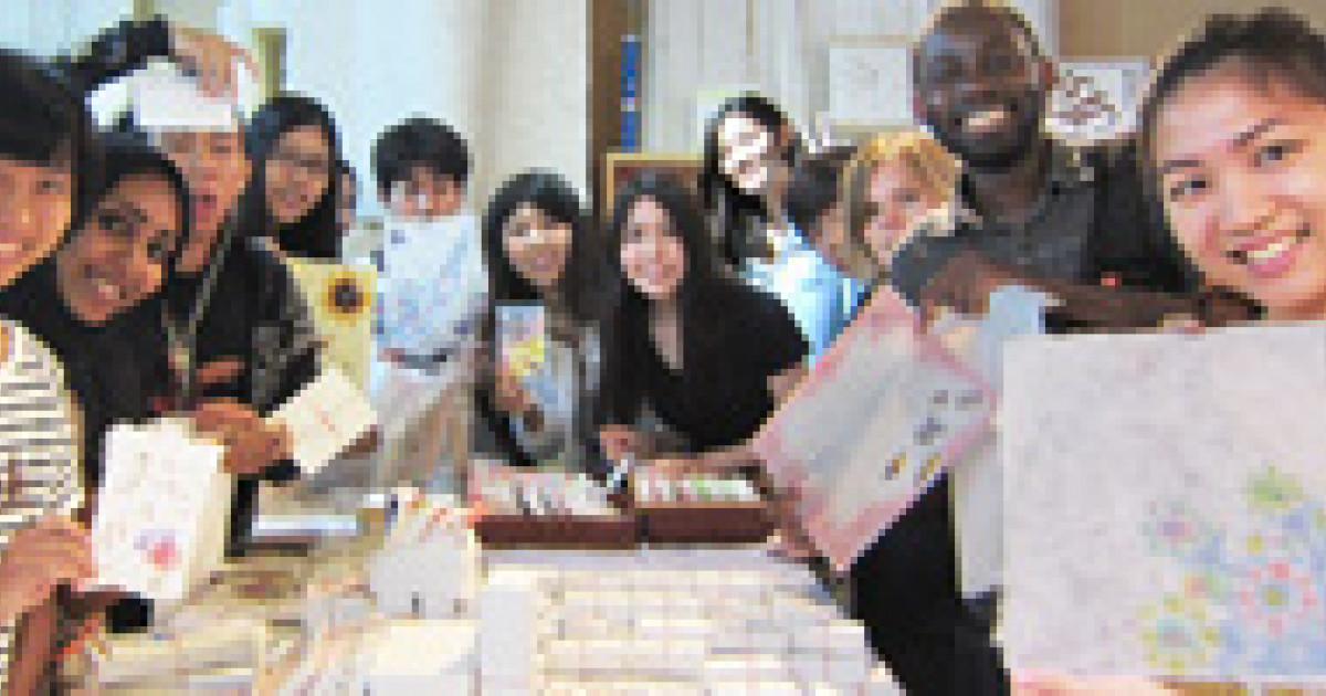 Student Lounge 'KI-ZU-NA' hosts a workshop, "Let's make the only one ...